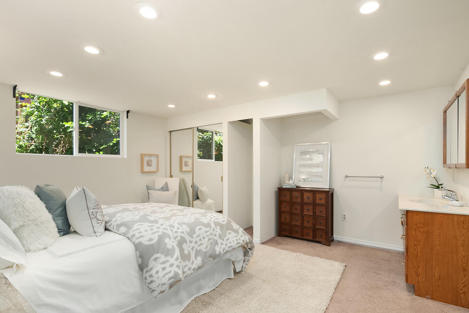 Web_08 - Kris Hendricks