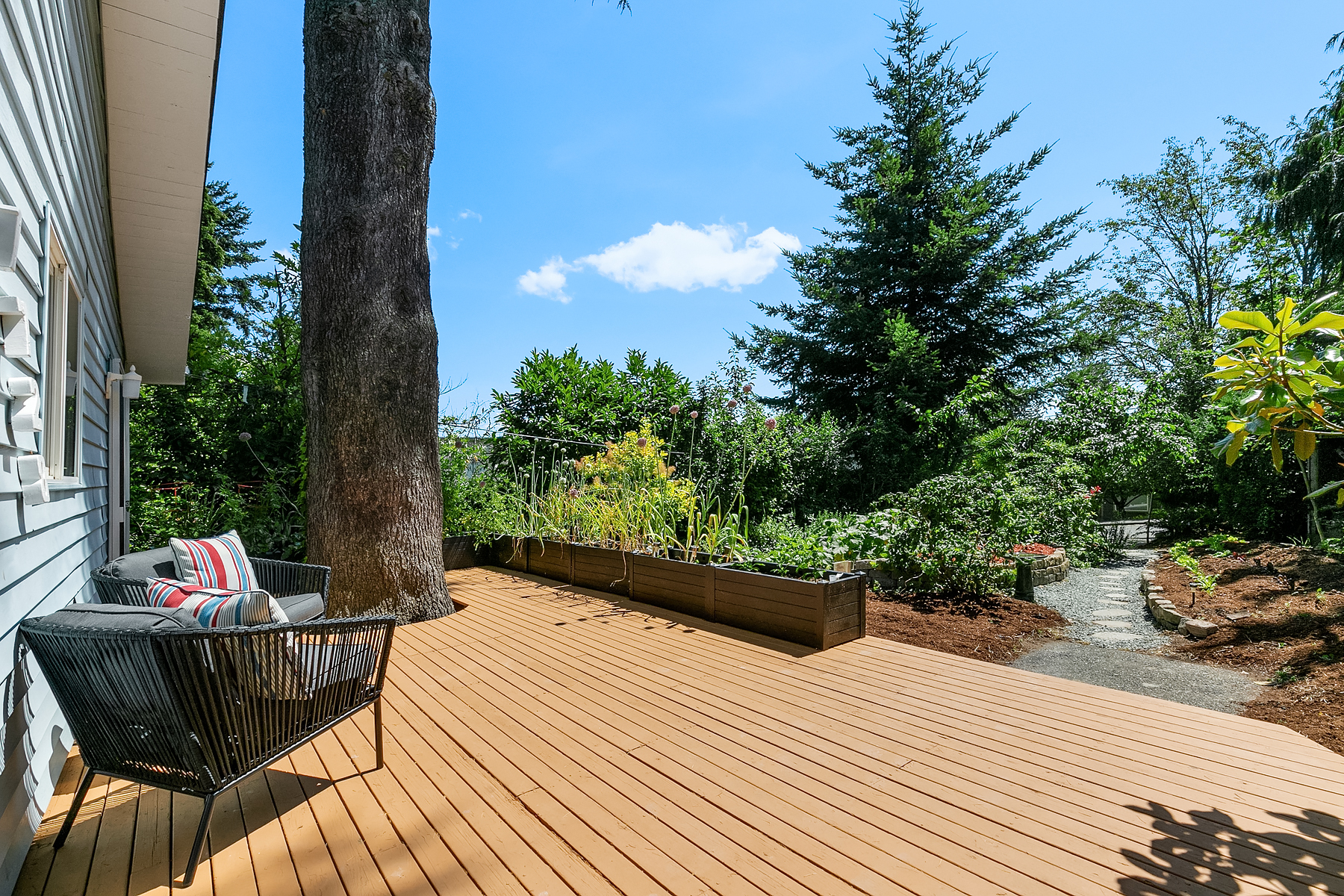 Web_22 - Kris Hendricks